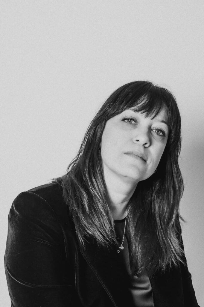 Fernanda del Monte lanza proyecto transmedial en tres actos: ‘Sentarnos ...