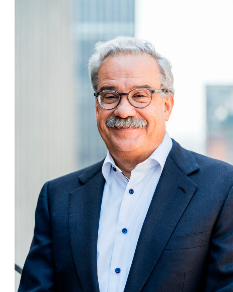 Marcos Rodriguez: El Revolucionario Silencioso – Newsweek en Español